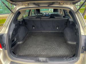 Grey Subaru Outback 2017 in Riga, with an engine capacity of 2.50 L and mileage of 221 thousand km for 12700 €, photo 12 on AUTOMOTO.COM.LV