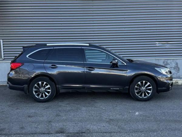 Pelēks Subaru Outback 2017 Rīga, ar dzinēja tilpumu 2.50 L un nobraukumu 225 tūkst. km par 12500 €, foto 6 vietnē AUTOMOTO.COM.LV