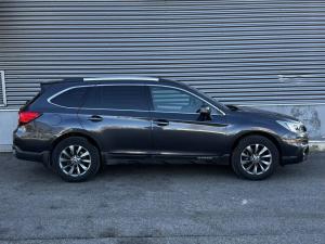 Grey Subaru Outback 2017 in Riga, with an engine capacity of 2.50 L and mileage of 225 thousand km for 12500 €, photo 7 on AUTOMOTO.COM.LV