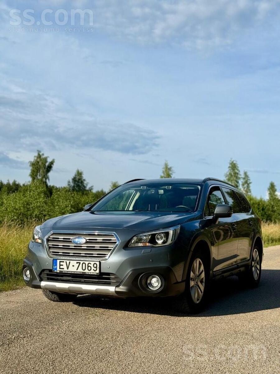 Grey Subaru Outback 2018 in Riga, with an engine capacity of 2.00 L and mileage of 206 thousand km for 16500 €, photo 2 on AUTOMOTO.COM.LV