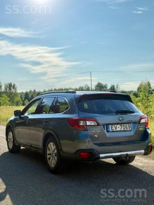 Grey Subaru Outback 2018 in Riga, with an engine capacity of 2.00 L and mileage of 206 thousand km for 16500 €, photo 3 on AUTOMOTO.COM.LV