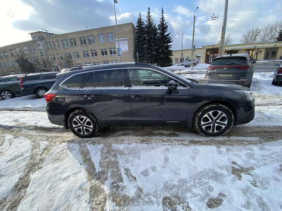 Pelēks Subaru Outback 2018 Viļņa, ar dzinēja tilpumu 2.50 L un nobraukumu 151 tūkst. km par 16900 €, foto 4 vietnē AUTOMOTO.COM.LV