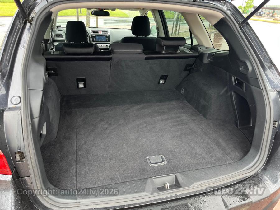 Grey Subaru Outback 2018 in Tartu, with an engine capacity of 2.50 L and mileage of 170 thousand km for 14999 €, photo 11 on AUTOMOTO.COM.LV