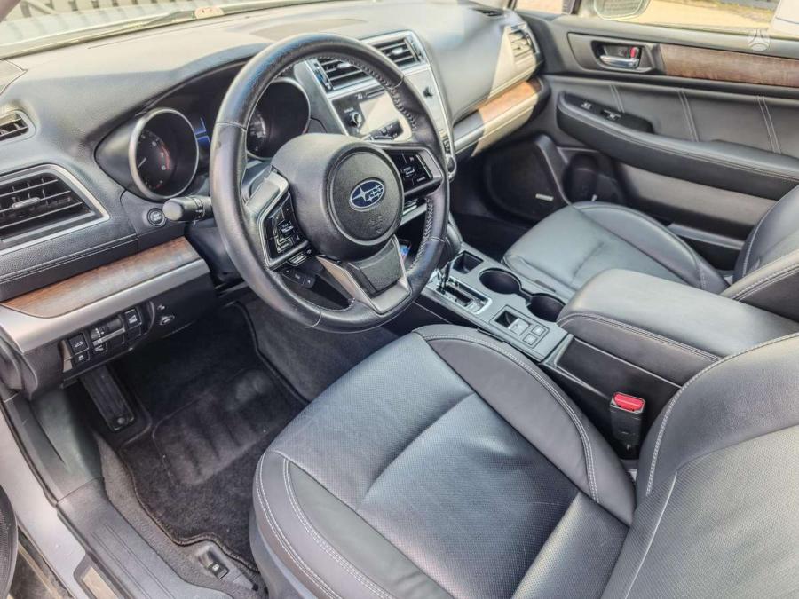 Grey Subaru Outback 2018 in Kaunas, with an engine capacity of 3.63 L and mileage of 106 thousand km for 16050 €, photo 6 on AUTOMOTO.COM.LV
