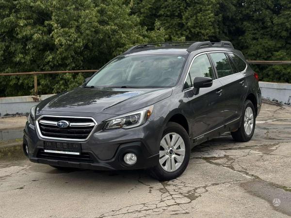 Grey Subaru Outback 2018 in Vilnius, with an engine capacity of 2.50 L and mileage of 122 thousand km for 16600 €, photo 1 on AUTOMOTO.COM.LV