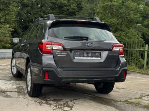 Grey Subaru Outback 2018 in Vilnius, with an engine capacity of 2.50 L and mileage of 122 thousand km for 16600 €, photo 4 on AUTOMOTO.COM.LV