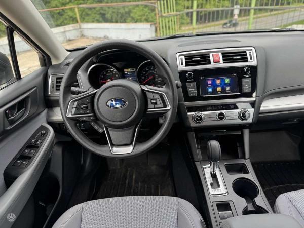 Grey Subaru Outback 2018 in Vilnius, with an engine capacity of 2.50 L and mileage of 122 thousand km for 16600 €, photo 4 on AUTOMOTO.COM.LV