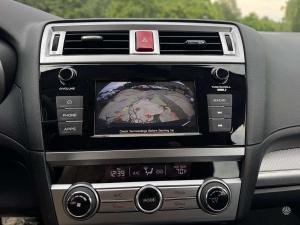 Grey Subaru Outback 2018 in Vilnius, with an engine capacity of 2.50 L and mileage of 122 thousand km for 16600 €, photo 6 on AUTOMOTO.COM.LV