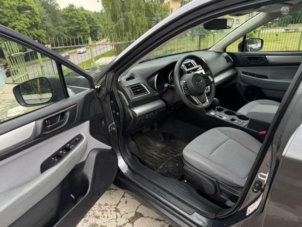 Grey Subaru Outback 2018 in Vilnius, with an engine capacity of 2.50 L and mileage of 122 thousand km for 16600 €, photo 6 on AUTOMOTO.COM.LV