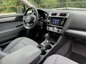 Grey Subaru Outback 2018 in Vilnius, with an engine capacity of 2.50 L and mileage of 122 thousand km for 16600 €, photo 18 on AUTOMOTO.COM.LV