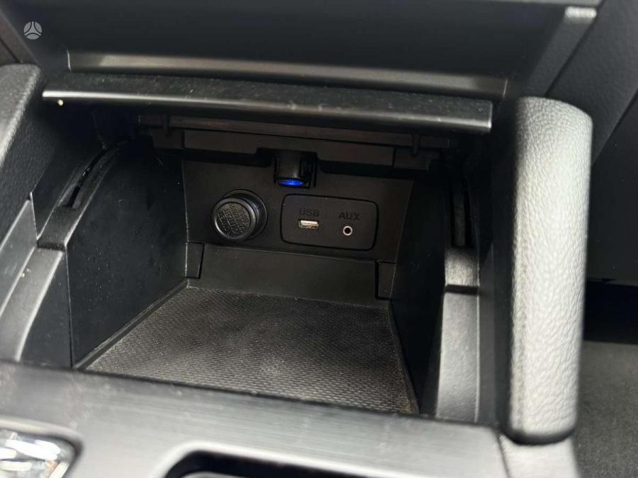 Grey Subaru Outback 2018 in Vilnius, with an engine capacity of 2.50 L and mileage of 122 thousand km for 16600 €, photo 23 on AUTOMOTO.COM.LV