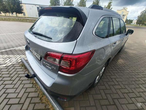 Grey Subaru Outback 2018 in Anyksciai, with an engine capacity of 2.00 L and mileage of 165 thousand km for 12000 €, photo 6 on AUTOMOTO.COM.LV