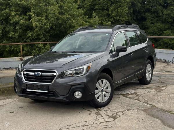 Subaru Outback 2018 in Vilnius on AUTOMOTO.COM.LV Grey Subaru Outback 2018 in Vilnius, with an engine capacity of 2.50 L and mileage of 122 thousand km for 16100 €, photo 1 on AUTOMOTO.COM.LV