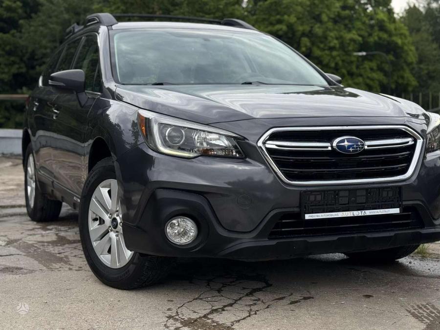 Grey Subaru Outback 2018 in Vilnius, with an engine capacity of 2.50 L and mileage of 122 thousand km for 16100 €, photo 3 on AUTOMOTO.COM.LV