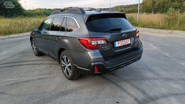 Grey Subaru Outback 2018 in Vilnius, with an engine capacity of 3.60 L and mileage of 167 thousand km for 15325 €, photo 3 on AUTOMOTO.COM.LV