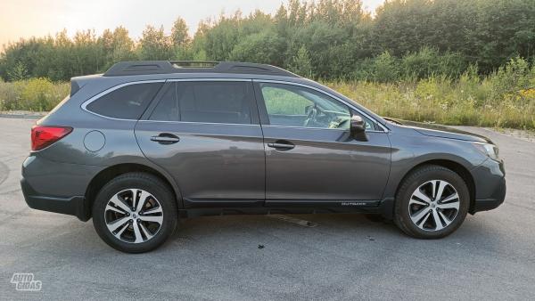 Grey Subaru Outback 2018 in Vilnius, with an engine capacity of 3.60 L and mileage of 167 thousand km for 15325 €, photo 8 on AUTOMOTO.COM.LV