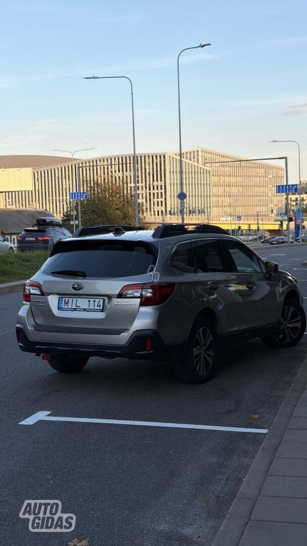 Grey Subaru Outback 2018 in Vilnius, with an engine capacity of 2.50 L and mileage of 118 thousand km for 14999 €, photo 5 on AUTOMOTO.COM.LV