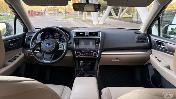 Grey Subaru Outback 2018 in Vilnius, with an engine capacity of 2.50 L and mileage of 118 thousand km for 14999 €, photo 7 on AUTOMOTO.COM.LV