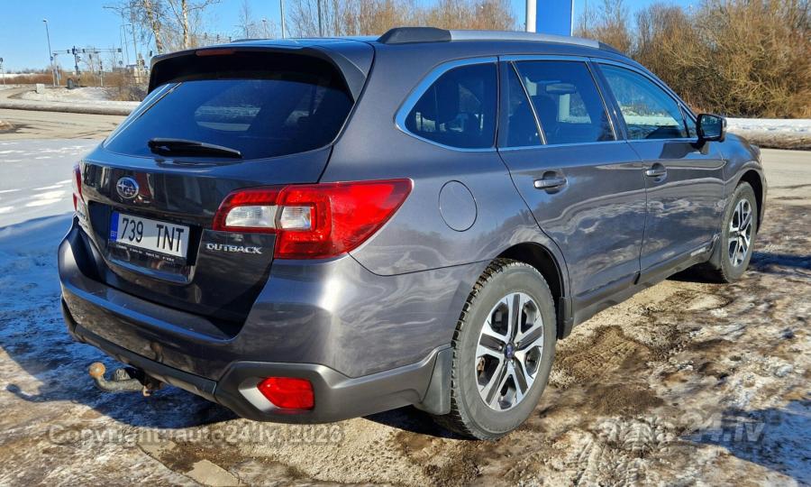 Pelēks Subaru Outback 2019 Pērnava, ar dzinēja tilpumu 2.50 L un nobraukumu 231 tūkst. km par 15990 €, foto 3 vietnē AUTOMOTO.COM.LV