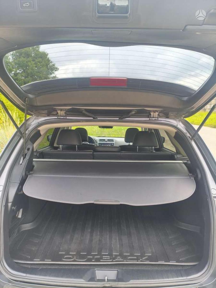 Grey Subaru Outback 2019 in Kaunas, with an engine capacity of 2.50 L and mileage of 160 thousand km for 15800 €, photo 10 on AUTOMOTO.COM.LV