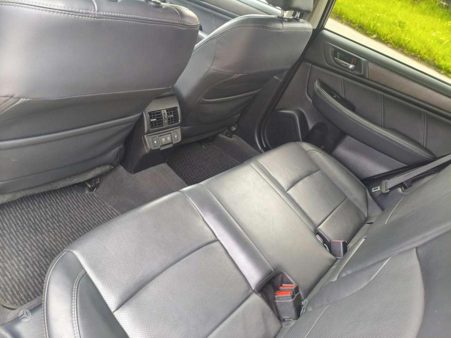 Grey Subaru Outback 2019 in Kaunas, with an engine capacity of 2.50 L and mileage of 160 thousand km for 15800 €, photo 12 on AUTOMOTO.COM.LV