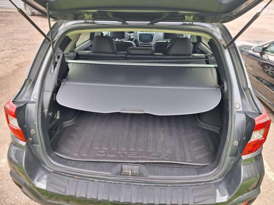 Grey Subaru Outback 2019 in Vilnius, with an engine capacity of 3.63 L and mileage of 160 thousand km for 16750 €, photo 8 on AUTOMOTO.COM.LV