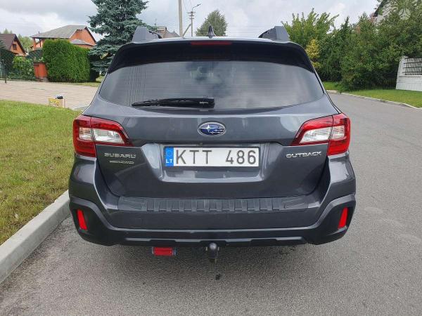 Subaru Outback 2019 in Panevezys on AUTOMOTO.COM.LV Grey Subaru Outback 2019 in Panevezys, with an engine capacity of 2.50 L and mileage of 216 thousand km for 13500 €, photo 8 on AUTOMOTO.COM.LV
