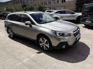 Grey Subaru Outback 2020 in Vilnius, with an engine capacity of 2.50 L and mileage of 64 thousand km for 23500 €, photo 4 on AUTOMOTO.COM.LV