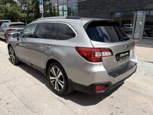 Grey Subaru Outback 2020 in Vilnius, with an engine capacity of 2.50 L and mileage of 64 thousand km for 23500 €, photo 6 on AUTOMOTO.COM.LV