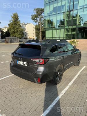 Grey Subaru Outback 2020 in Riga, with an engine capacity of 2.50 L and mileage of 72 thousand km for 21100 €, photo 5 on AUTOMOTO.COM.LV