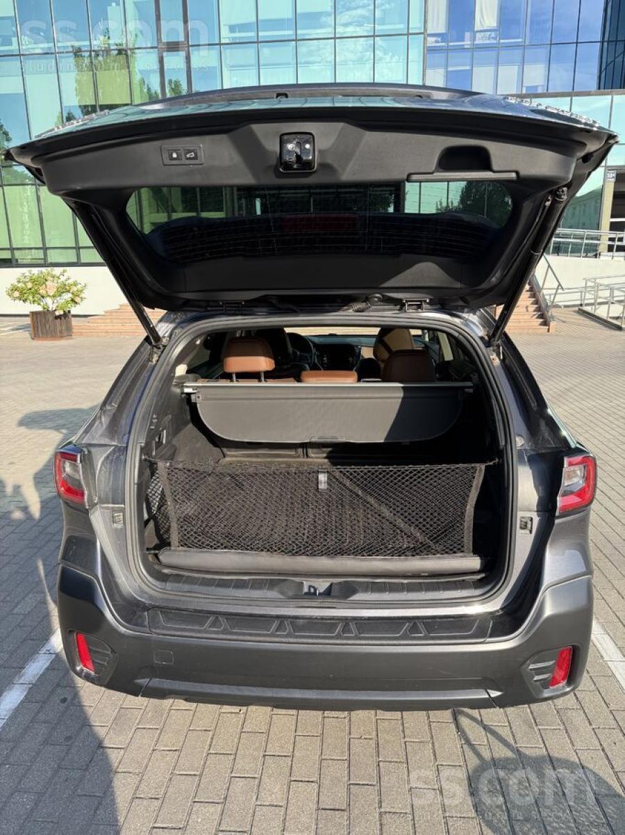 Grey Subaru Outback 2020 in Riga, with an engine capacity of 2.50 L and mileage of 72 thousand km for 21100 €, photo 7 on AUTOMOTO.COM.LV