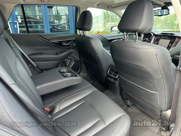 Grey Subaru Outback 2021 in Tallinn, with an engine capacity of 2.50 L and mileage of 60 thousand km for 27990 €, photo 7 on AUTOMOTO.COM.LV