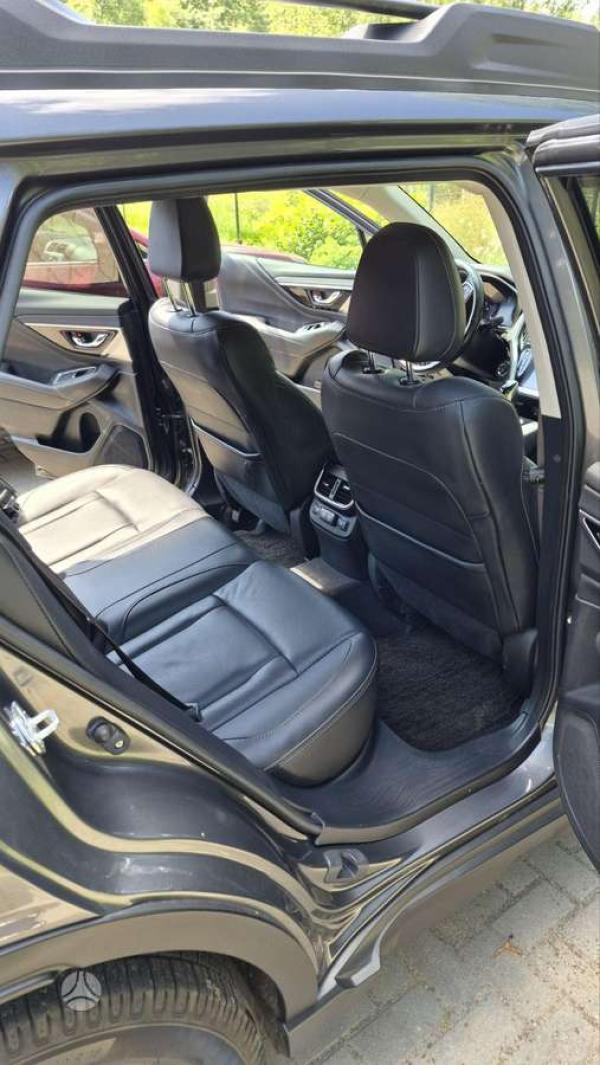 Grey Subaru Outback 2021 in Vilnius, with an engine capacity of 2.50 L and mileage of 132 thousand km for 22500 €, photo 7 on AUTOMOTO.COM.LV