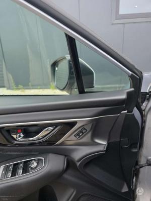 Grey Subaru Outback 2021 in Vilnius, with an engine capacity of 2.50 L and mileage of 104 thousand km for 24000 €, photo 8 on AUTOMOTO.COM.LV