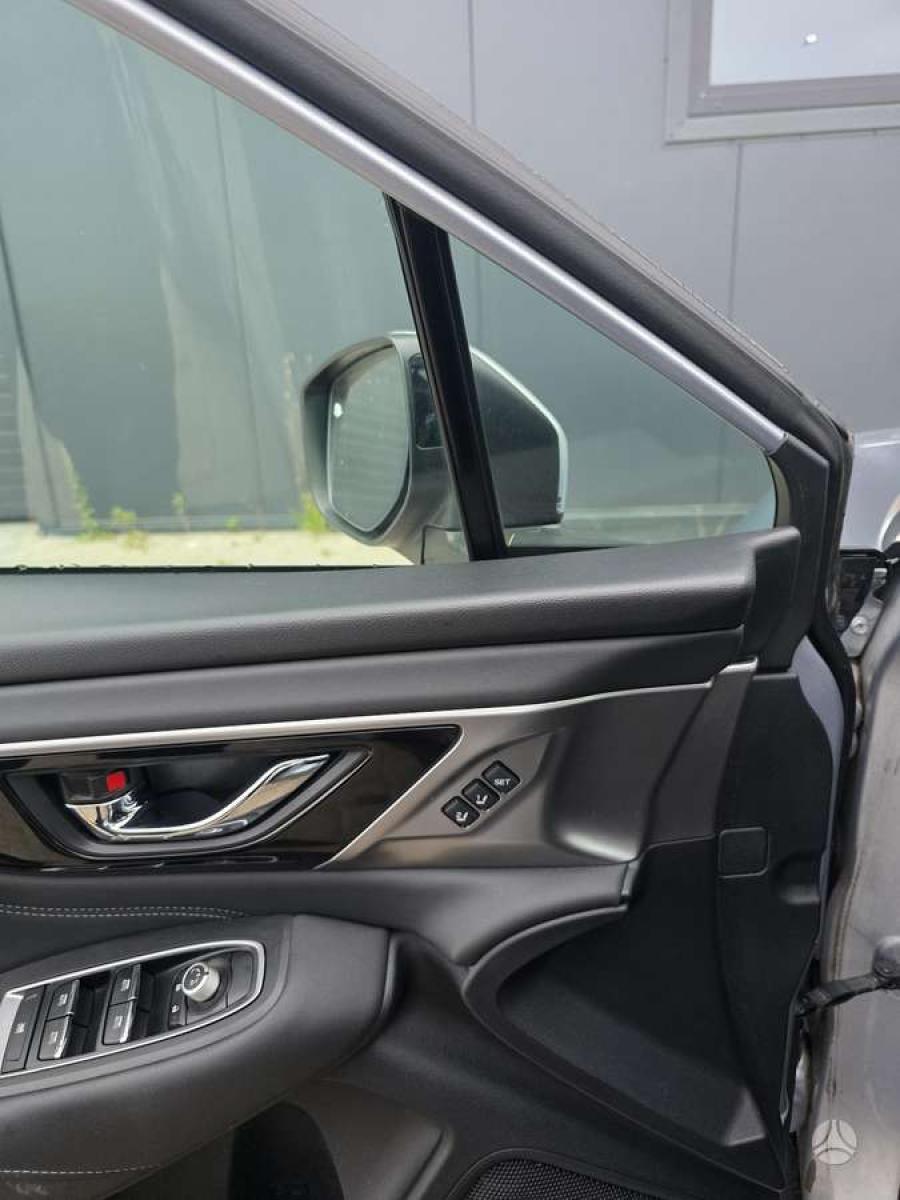 Grey Subaru Outback 2021 in Vilnius, with an engine capacity of 2.50 L and mileage of 104 thousand km for 24000 €, photo 8 on AUTOMOTO.COM.LV