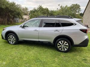 Pelēks Subaru Outback 2021 Skuodas, ar dzinēja tilpumu 2.50 L un nobraukumu 88 tūkst. km par 18000 €, foto 4 vietnē AUTOMOTO.COM.LV