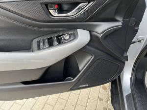 Pelēks Subaru Outback 2021 Skuodas, ar dzinēja tilpumu 2.50 L un nobraukumu 88 tūkst. km par 18000 €, foto 18 vietnē AUTOMOTO.COM.LV