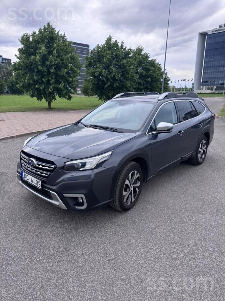 Grey Subaru Outback 2022 in Riga, with an engine capacity of 2.50 L and mileage of 93 thousand km for 25000 €, photo 1 on AUTOMOTO.COM.LV