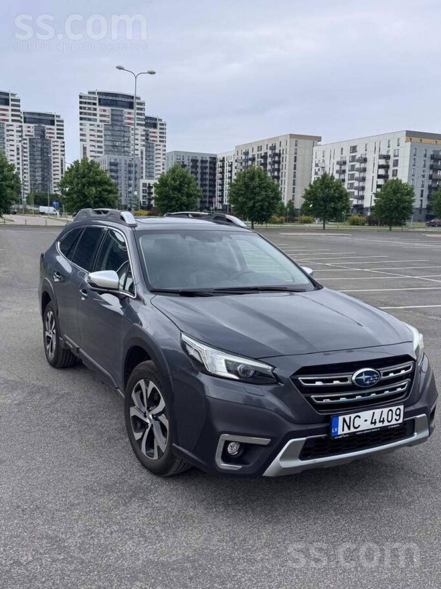 Grey Subaru Outback 2022 in Riga, with an engine capacity of 2.50 L and mileage of 93 thousand km for 25000 €, photo 3 on AUTOMOTO.COM.LV