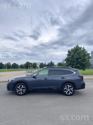 Grey Subaru Outback 2022 in Riga, with an engine capacity of 2.50 L and mileage of 93 thousand km for 25000 €, photo 4 on AUTOMOTO.COM.LV