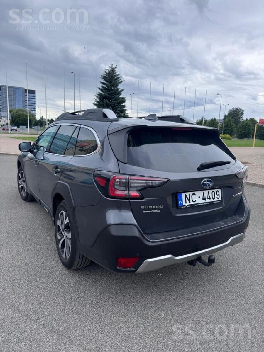 Grey Subaru Outback 2022 in Riga, with an engine capacity of 2.50 L and mileage of 93 thousand km for 25000 €, photo 5 on AUTOMOTO.COM.LV