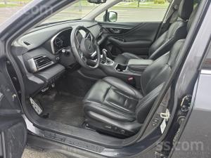 Grey Subaru Outback 2022 in Riga, with an engine capacity of 2.50 L and mileage of 93 thousand km for 25000 €, photo 7 on AUTOMOTO.COM.LV