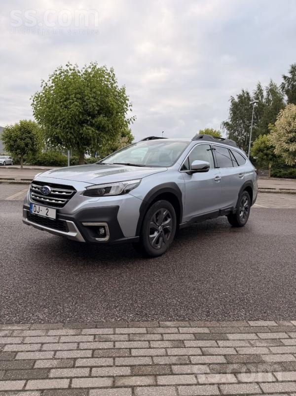 Grey Subaru Outback 2022 in Riga, with an engine capacity of 2.50 L and mileage of 79 thousand km for 23000 €, photo 2 on AUTOMOTO.COM.LV