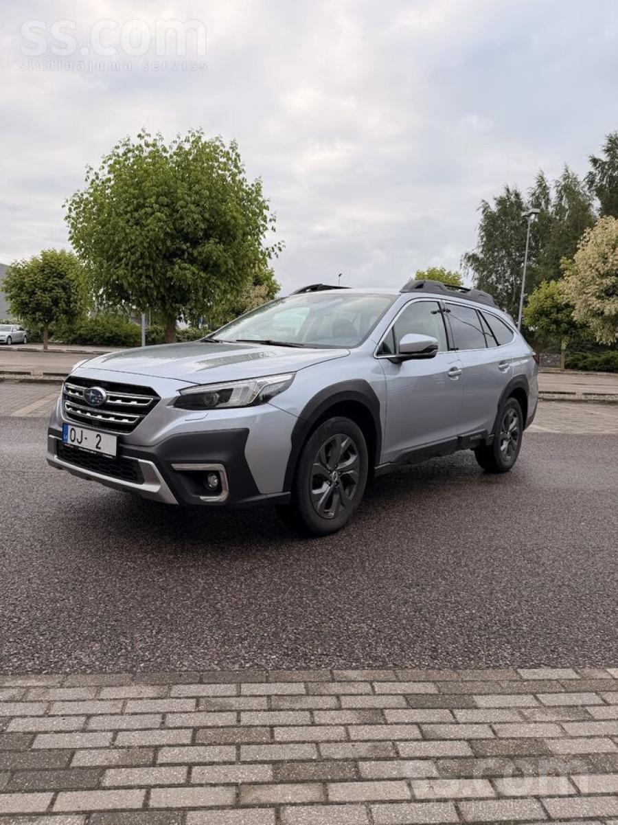 Grey Subaru Outback 2022 in Riga, with an engine capacity of 2.50 L and mileage of 79 thousand km for 23000 €, photo 3 on AUTOMOTO.COM.LV