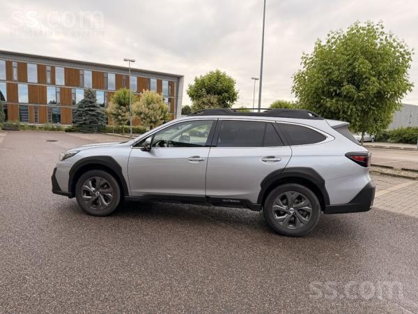 Grey Subaru Outback 2022 in Riga, with an engine capacity of 2.50 L and mileage of 79 thousand km for 23000 €, photo 3 on AUTOMOTO.COM.LV