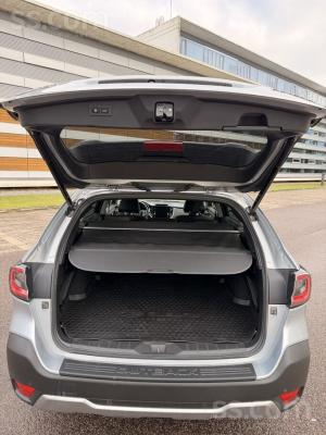 Grey Subaru Outback 2022 in Riga, with an engine capacity of 2.50 L and mileage of 79 thousand km for 23000 €, photo 8 on AUTOMOTO.COM.LV