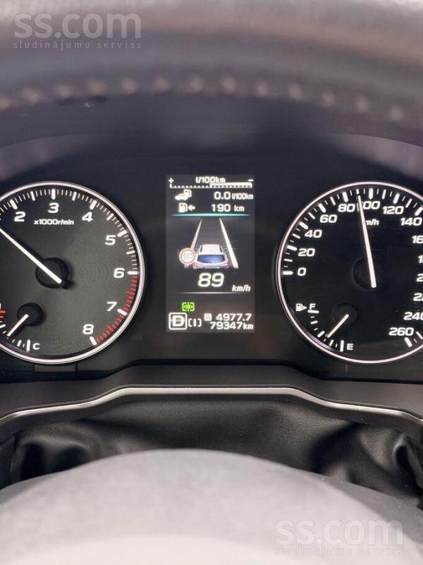 Grey Subaru Outback 2022 in Riga, with an engine capacity of 2.50 L and mileage of 79 thousand km for 23000 €, photo 9 on AUTOMOTO.COM.LV