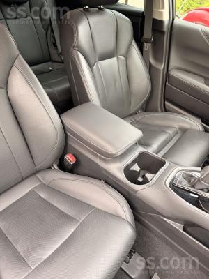 Grey Subaru Outback 2022 in Riga, with an engine capacity of 2.50 L and mileage of 79 thousand km for 23000 €, photo 11 on AUTOMOTO.COM.LV