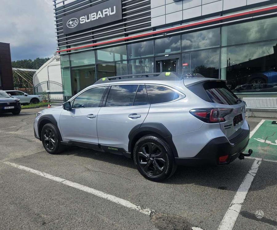 Pelēks Subaru Outback 2022 Viļņa, ar dzinēja tilpumu 2.50 L un nobraukumu 111 tūkst. km par 25890 €, foto 5 vietnē AUTOMOTO.COM.LV
