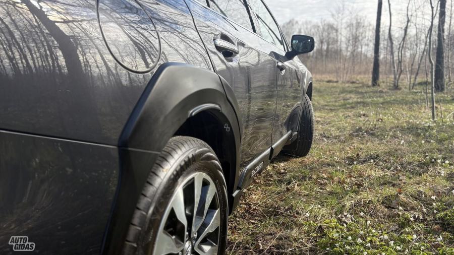 Grey Subaru Outback 2023 in Klaipeda, with an engine capacity of 2.50 L and mileage of 15 thousand km for 27000 €, photo 22 on AUTOMOTO.COM.LV